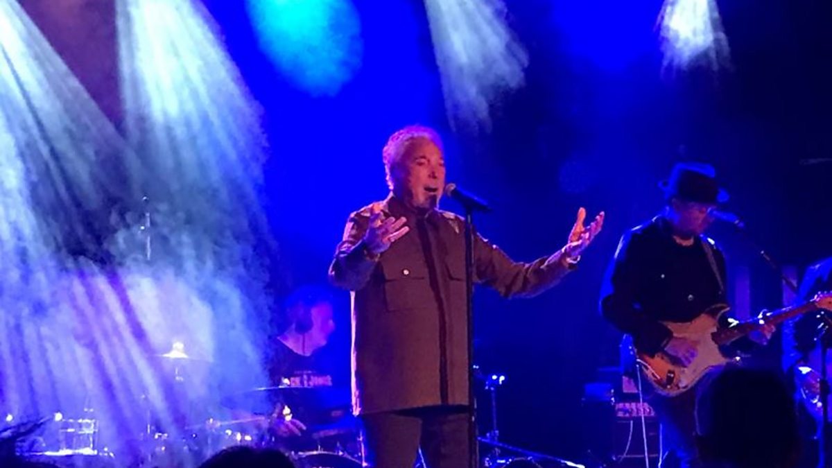 BBC Radio Cambridgeshire - Chris Mann, Rob Tinkler on Tom Jones ...