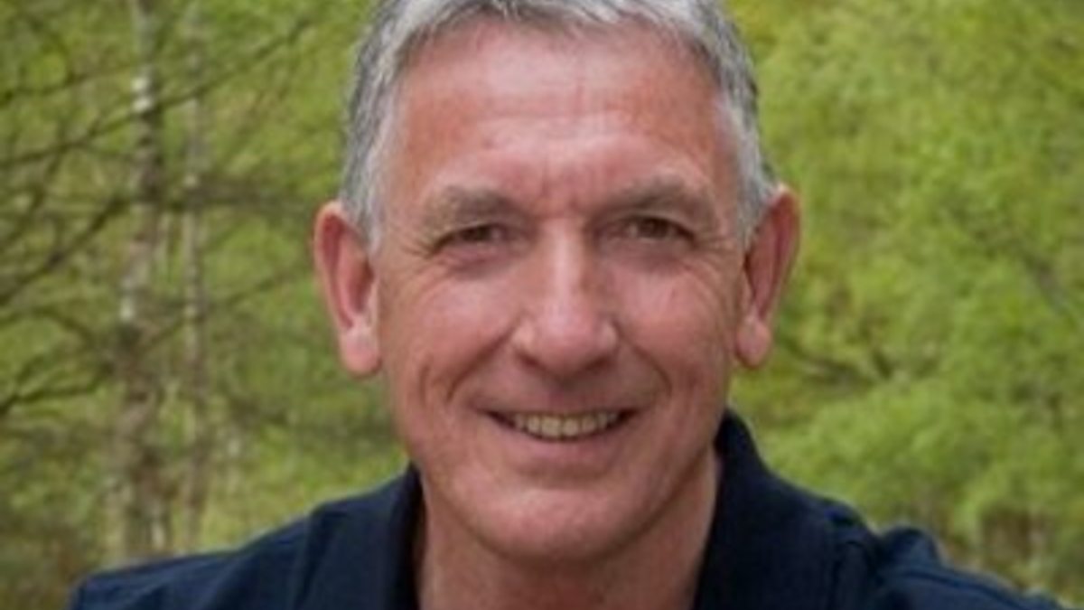 BBC Radio Surrey - James Cannon, 30/09/2021, Paul Rimmer takes us round ...