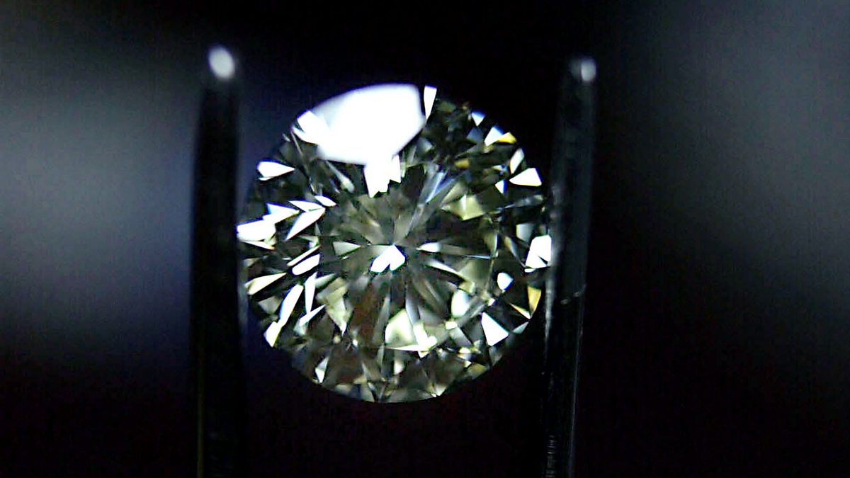 BBC World Service - The Forum, A dirty history of diamonds