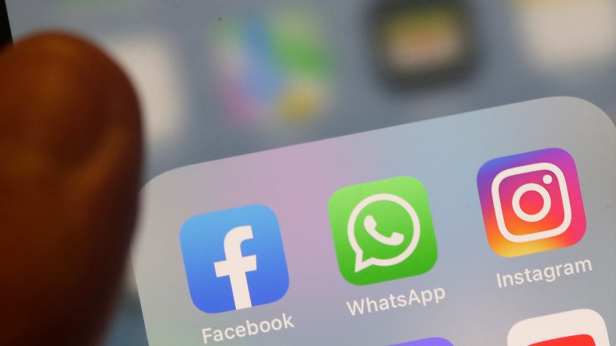 BBC World Service - Newsday, What caused the Facebook outage?