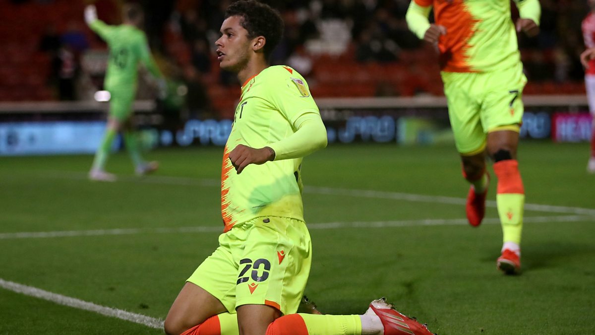 BBC Radio Nottingham - Matchday, "That's why I play, that's why I love ...