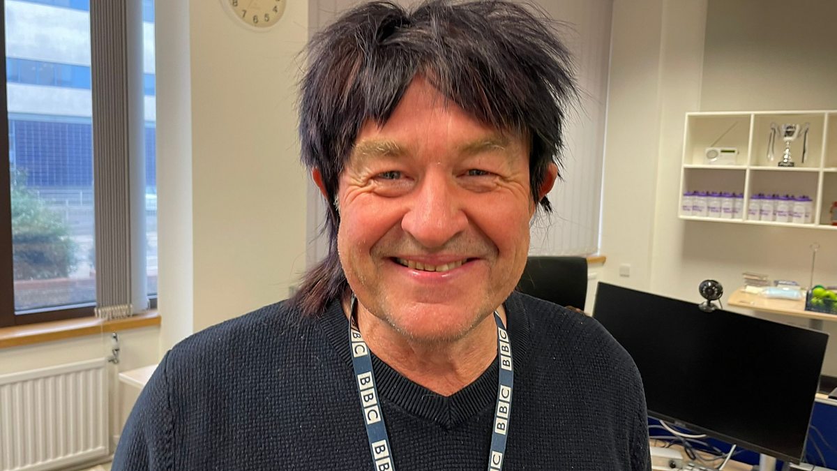 BBC Radio Derby - Andy Twigge, Twiggy's got a new trim!