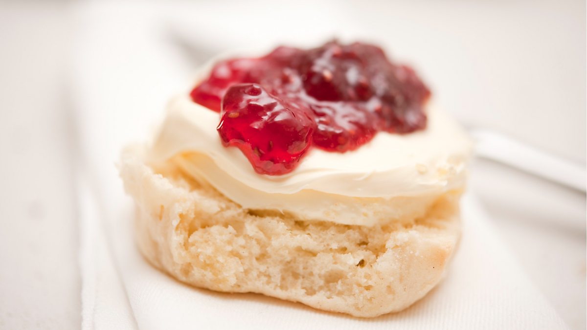 BBC Radio Ulster - Farming Matters, How to make the best scone