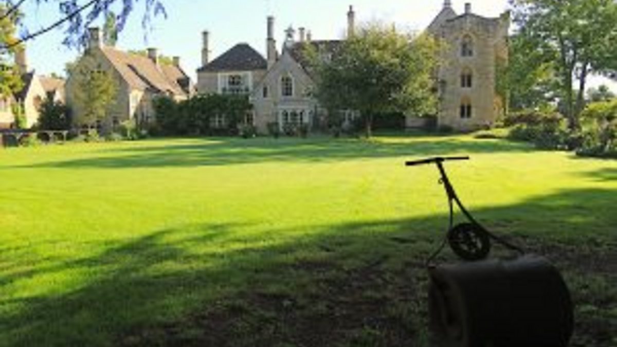 BBC Radio Northampton - Bernie Keith, Bernie talks to the owner of ...