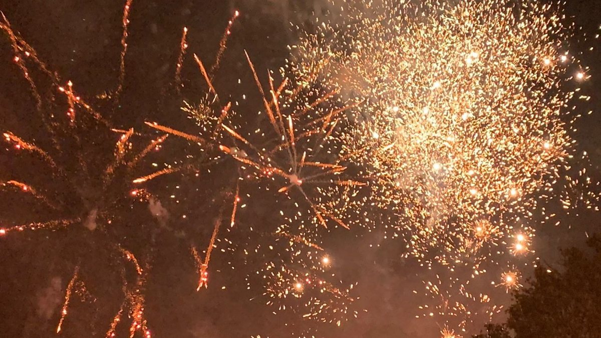 BBC CWR - Make a Difference: BBC CWR, Claverdon Fireworks