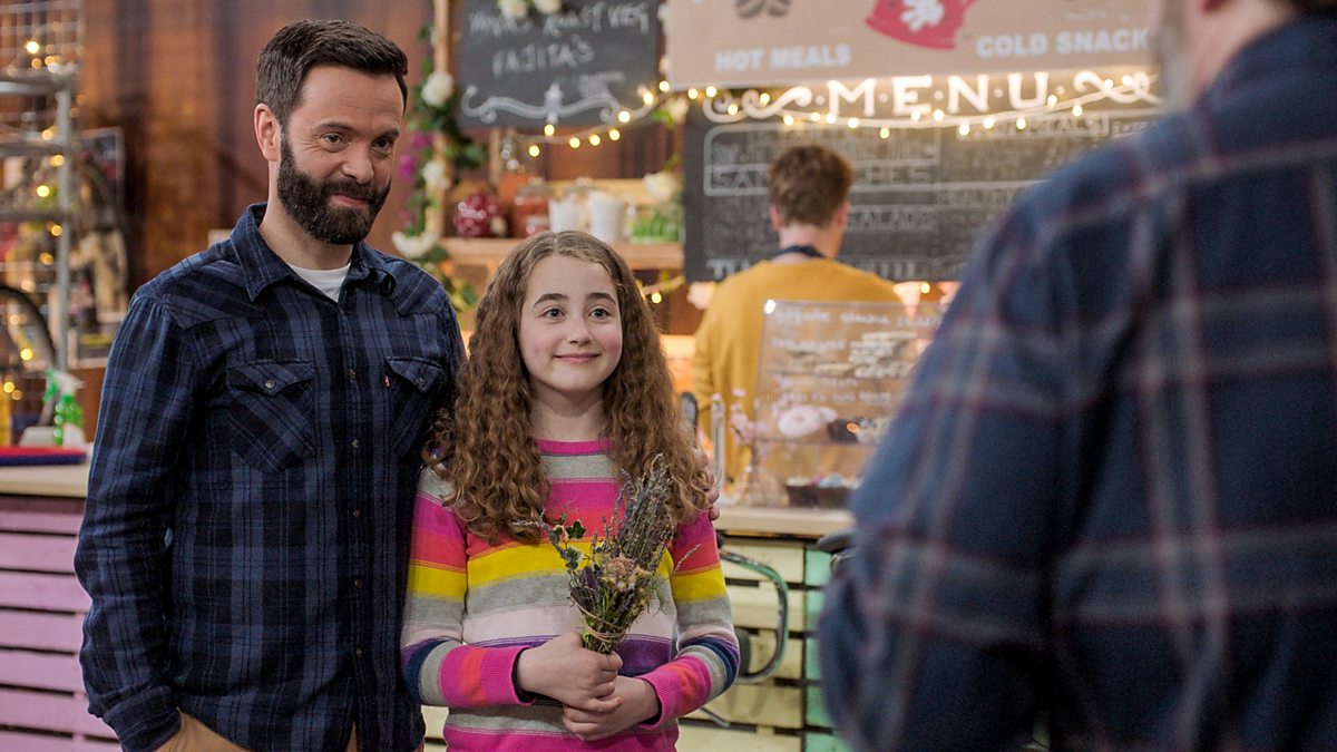 Molly and Mack - Series 4: 15. Fairy Bundle - BBC iPlayer