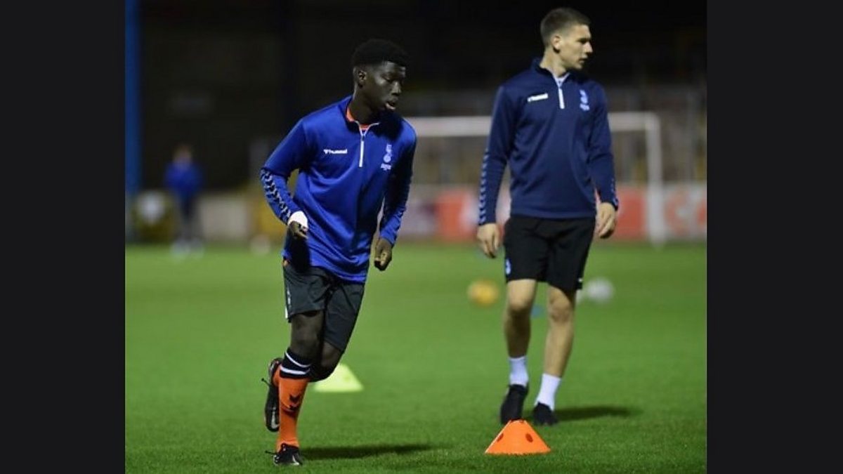 BBC Radio Cymru - Ar y Marc, Cymru'n brif ddetholion yng ngemau ail ...