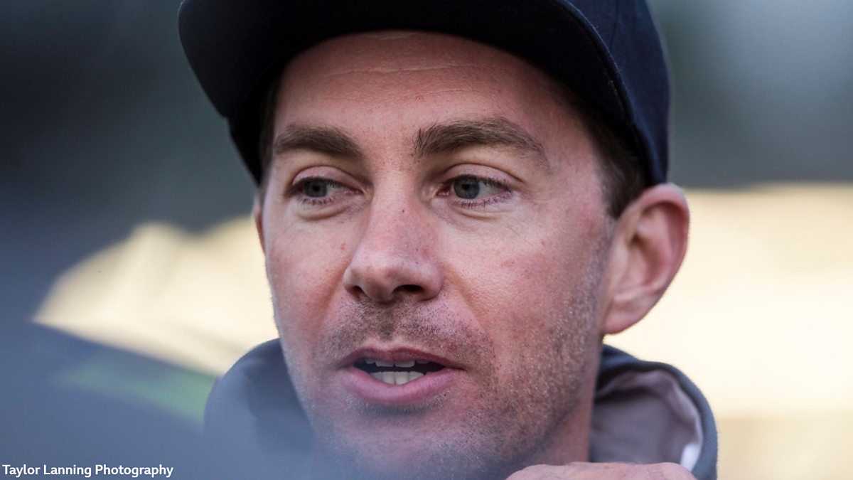 BBC Radio Oxford - David Prever's Breakfast Club, 25/11/2021, Troy ...