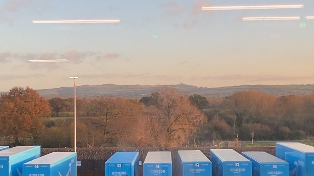 BBC Radio Wiltshire - Ben Prater, 26/11/2021, Inside the new Amazon ...