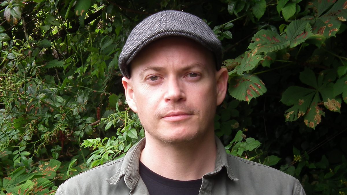 BBC Radio Cornwall - Julie Skentelbery, 08/12/2021, BIG GUEST Charlie ...