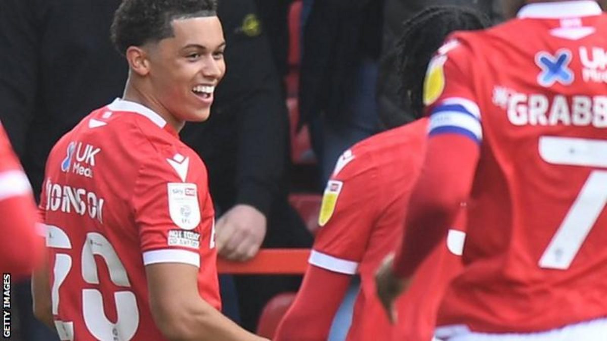BBC Radio Nottingham - Matchday, "I think they need four players in ...