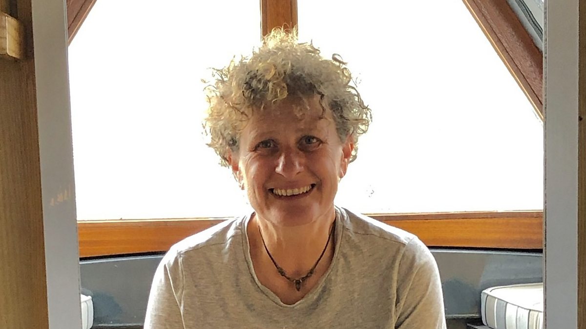 BBC Radio Cornwall - Tiffany Truscott, 19/01/2022, Author Liz Kessler ...