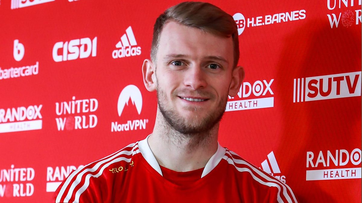 BBC Radio Sheffield - Football Heaven, 'What a huge club to come into'