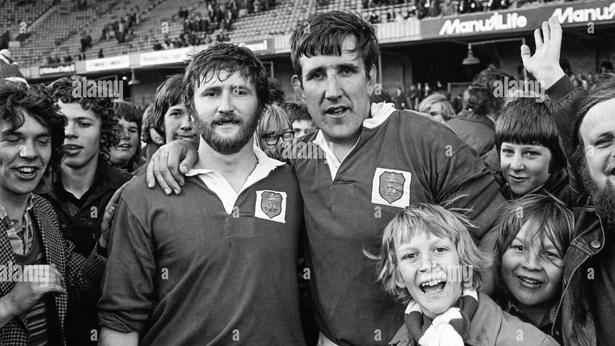 BBC Radio Cymru - Bore Sul, Y cyn-chwaraewr rygbi Delme Thomas yn hel ...