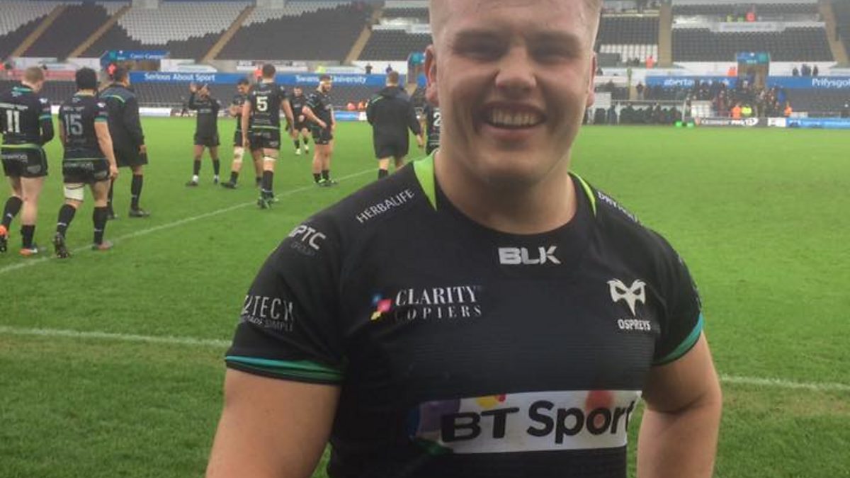 BBC Radio Cymru - Ifan Jones Evans, Ifan Phillips