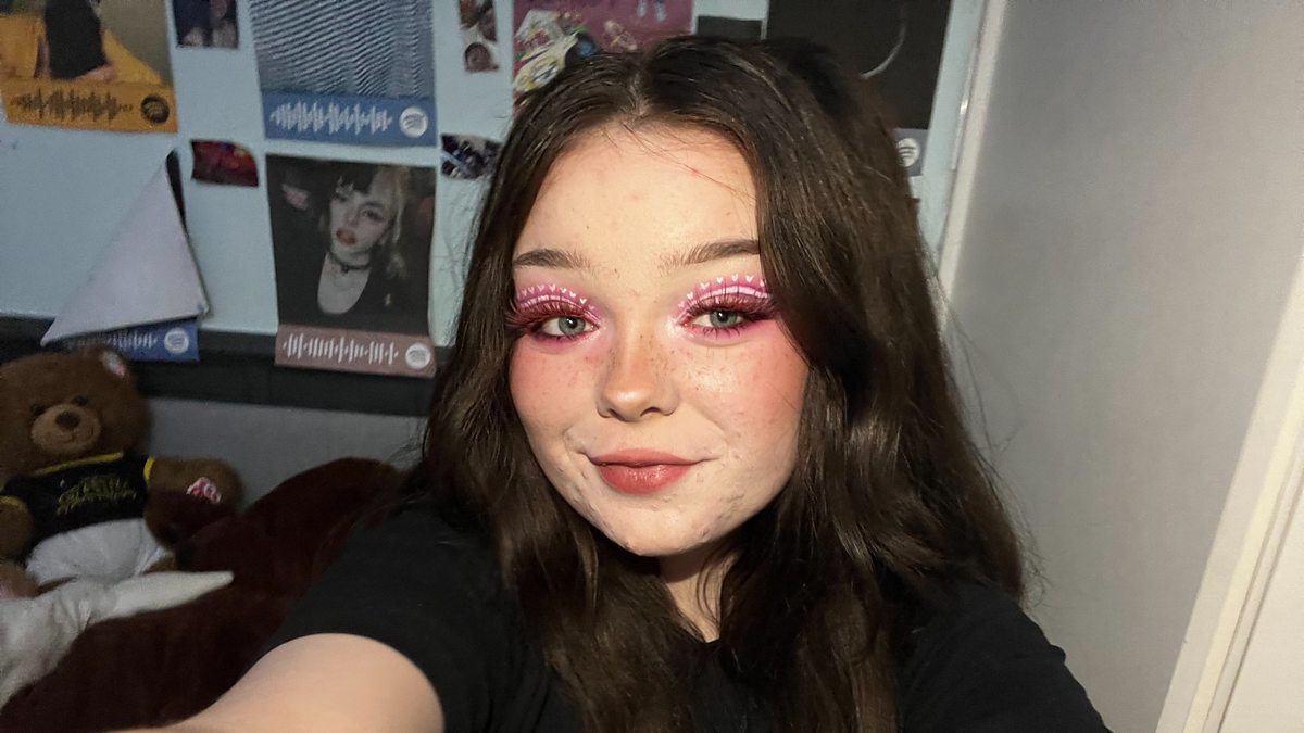 Eve Cole's Instagram, Twitter & Facebook on IDCrawl