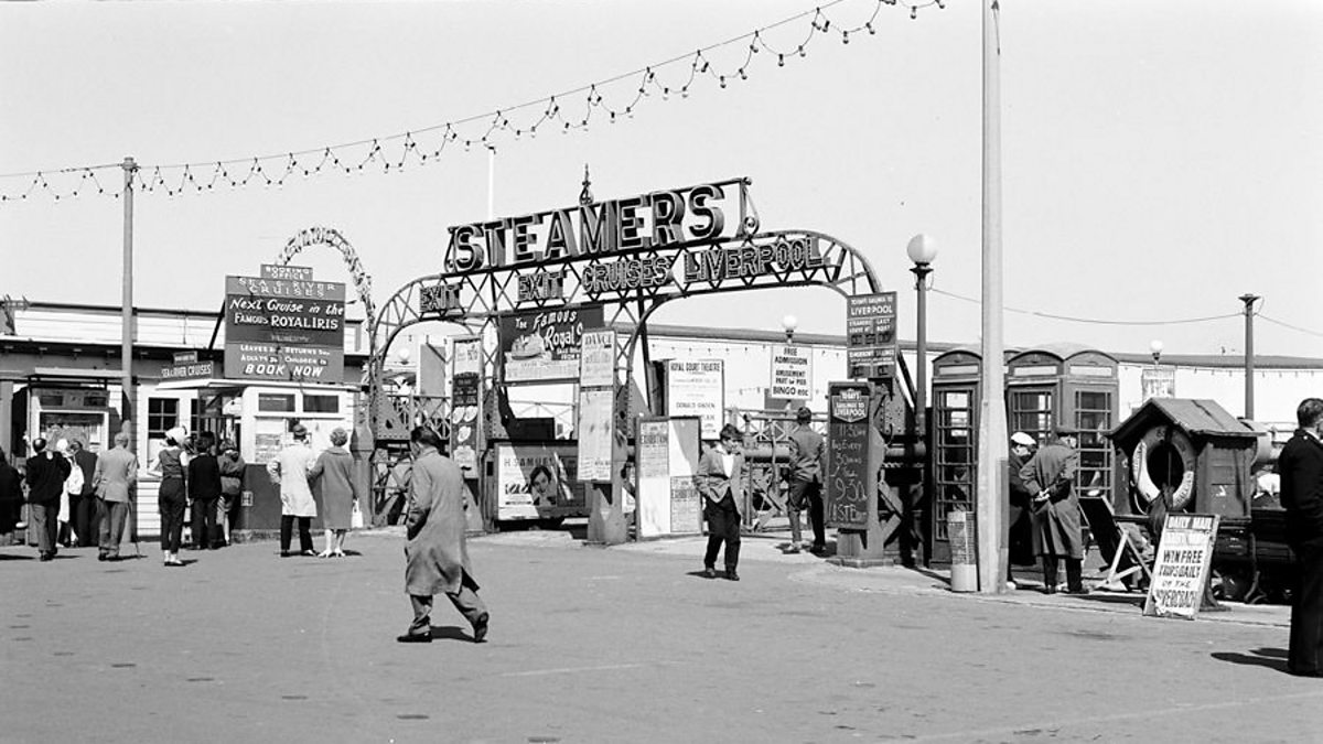 BBC Radio Merseyside - Helen Jones, 09/03/2022, 'Wallasey Old and New ...