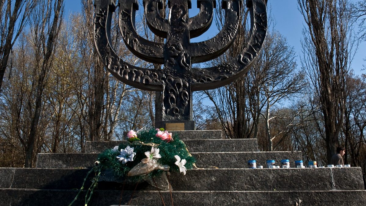 BBC World Service - Witness History, Ukraine's Babi Yar massacre