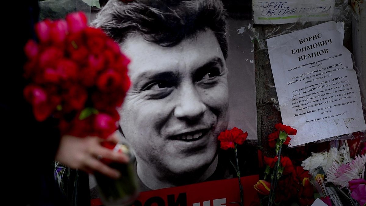 BBC News - Russian Assassins Linked To Murdered Russian Politician