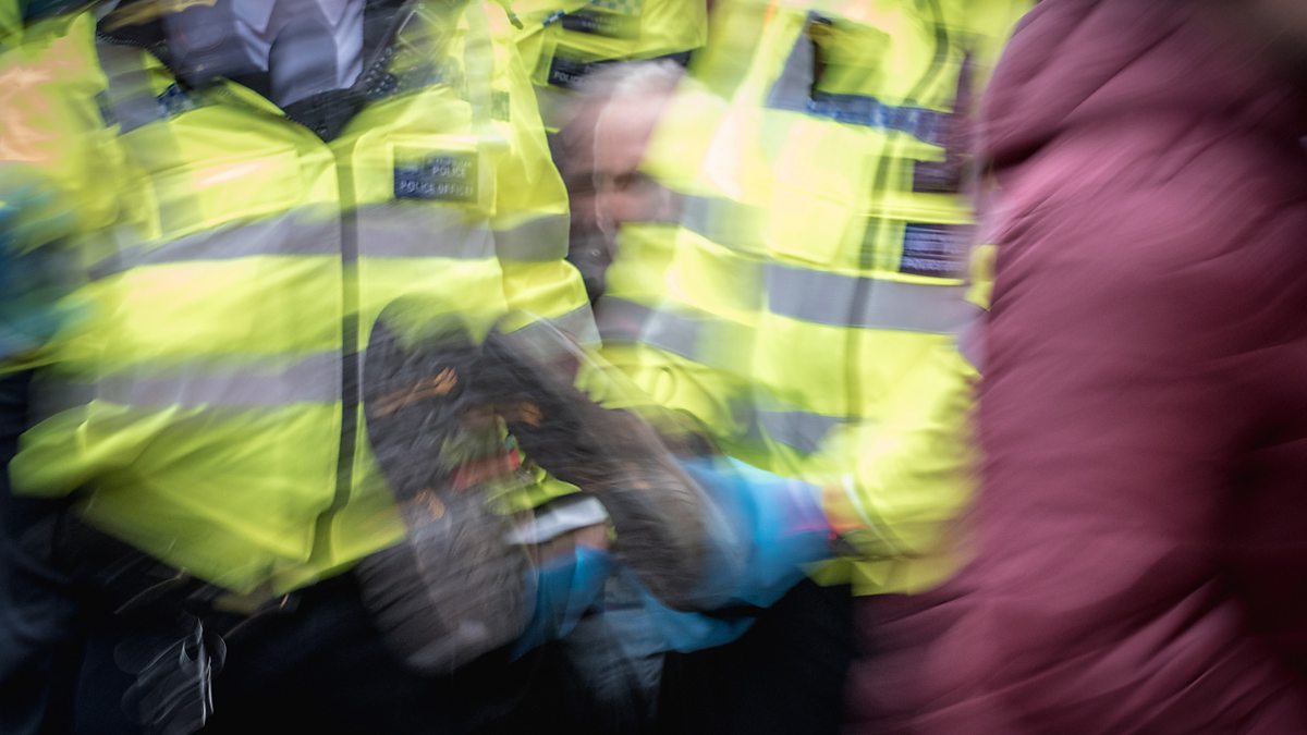 BBC Radio 4 - Drama on 4, The Shell Seven