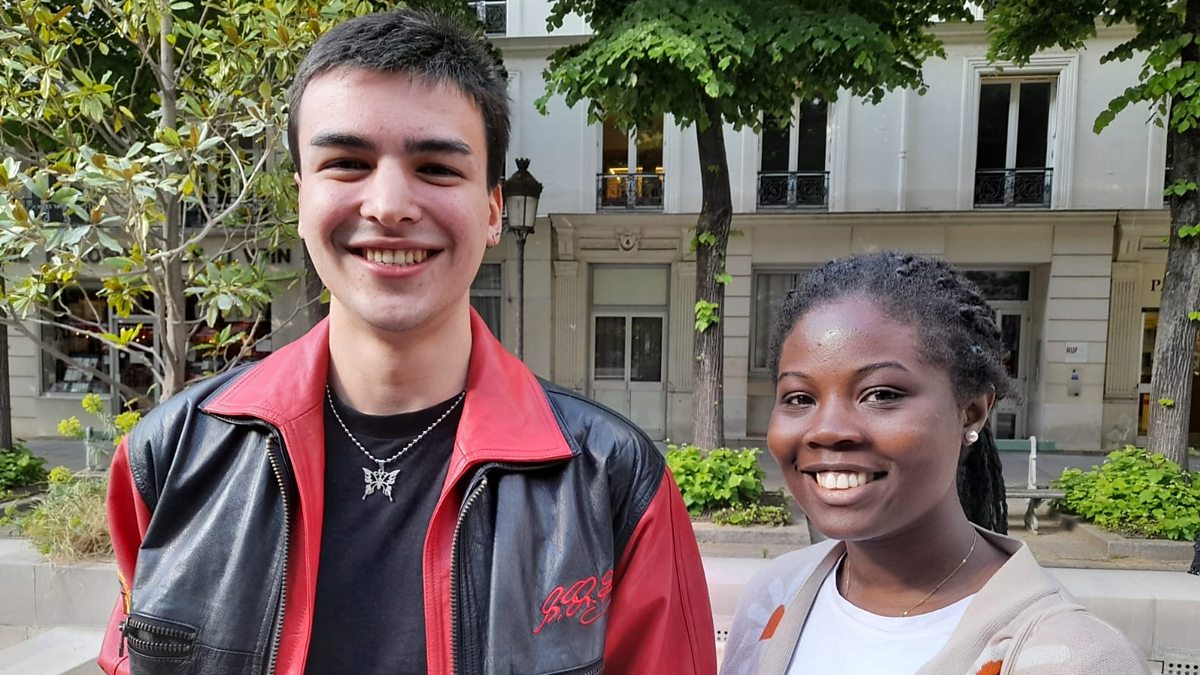 BBC World Service - Newshour, French students express unease at Macron ...