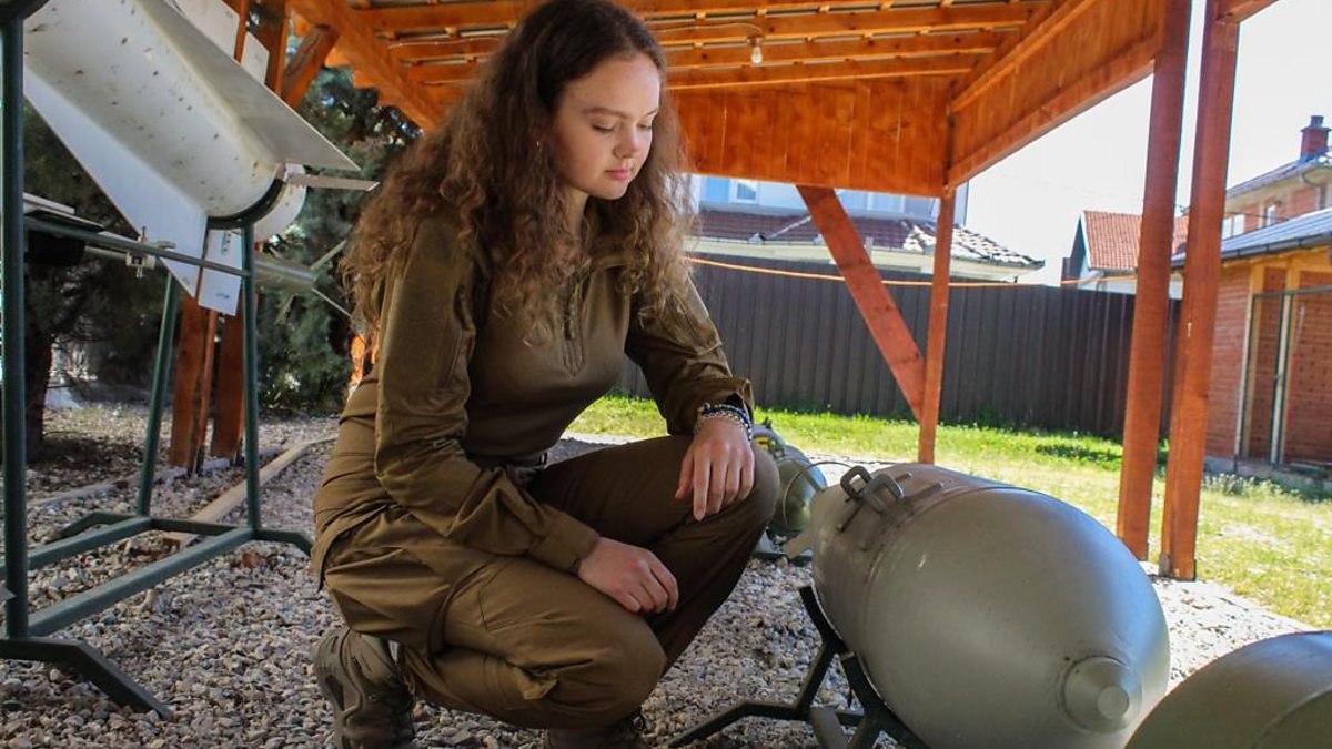 BBC World Service - BBC OS Conversations, Ukraine mine clearance