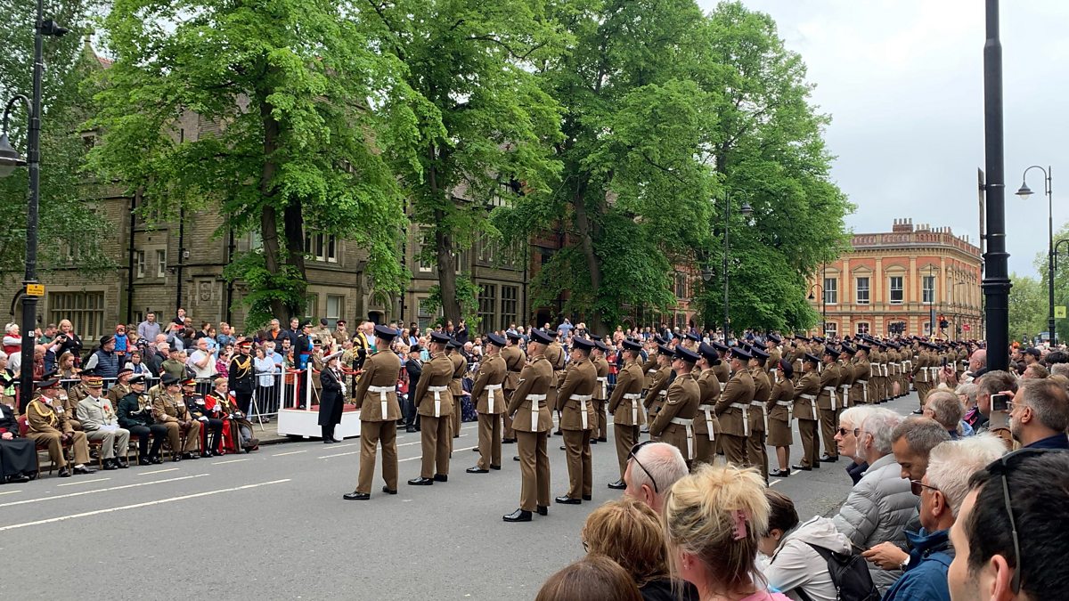 BBC Radio York - Jonathan Cowap, Sarah Urwin sits in (19/05/2022), The ...