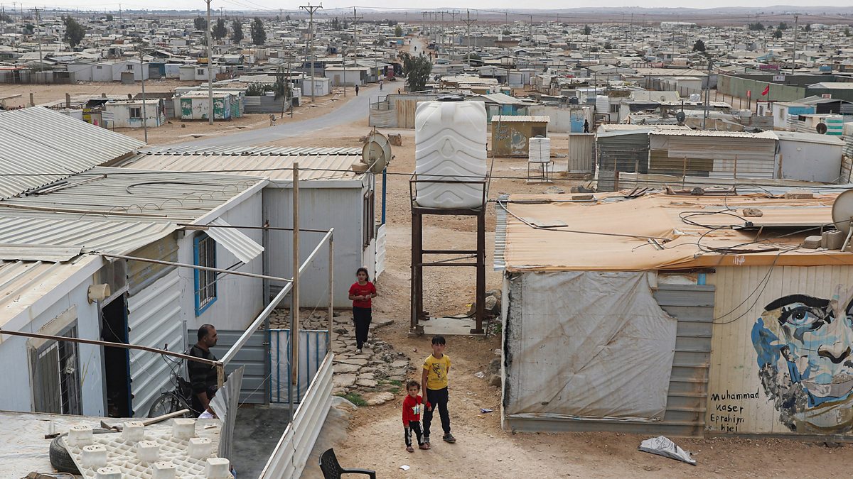BBC World Service - Witness History, Life in the biggest Syrian refugee ...