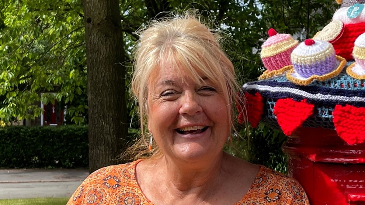 BBC Radio Stoke - Susan Hanks, Knitted Jubilee Postbox Toppers