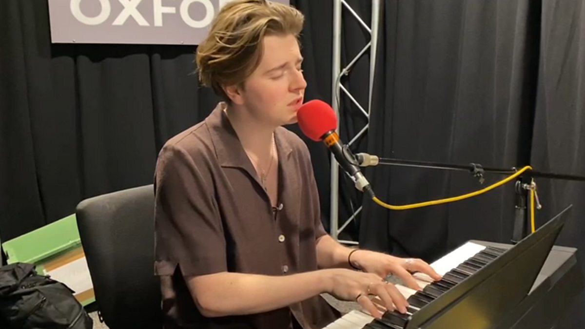 BBC Radio Oxford - The Weekend Warm-Up, Platinum Jubilee bank holiday ...