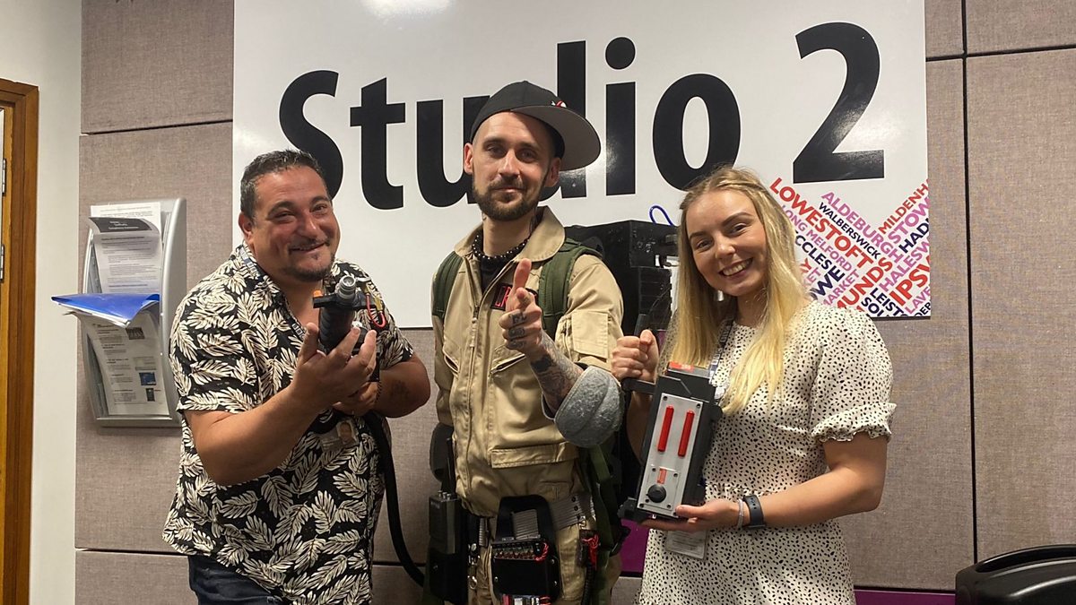 BBC Radio Suffolk - Wayne Bavin, Who Ya Gonna Call?