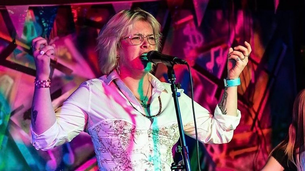 BBC Radio Stoke - Evenings on BBC Radio Stoke, With Susan Hanks (28/06 ...