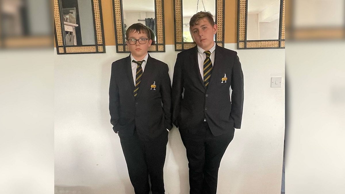 BBC Radio Sheffield - Toby Foster on BBC Radio Sheffield, 27/06/2022 ...