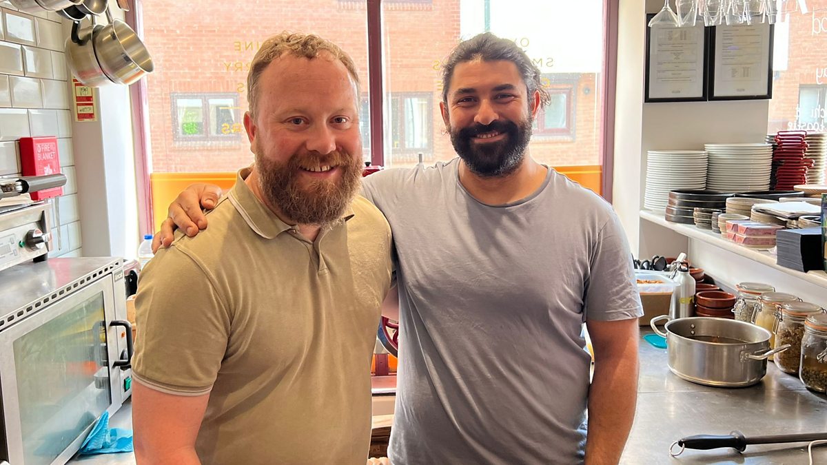 BBC Radio Humberside - Andy Comfort, 01/07/2022, In the kitchen with ...