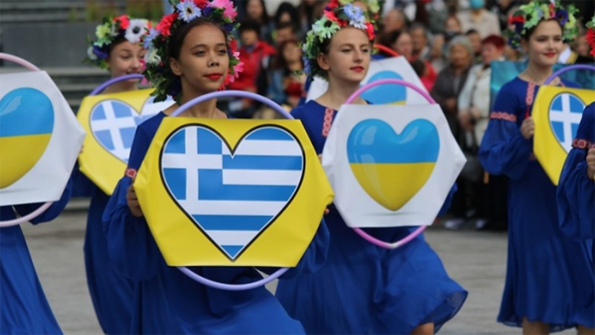 BBC World Service - Heart and Soul, No country for Azov Greeks