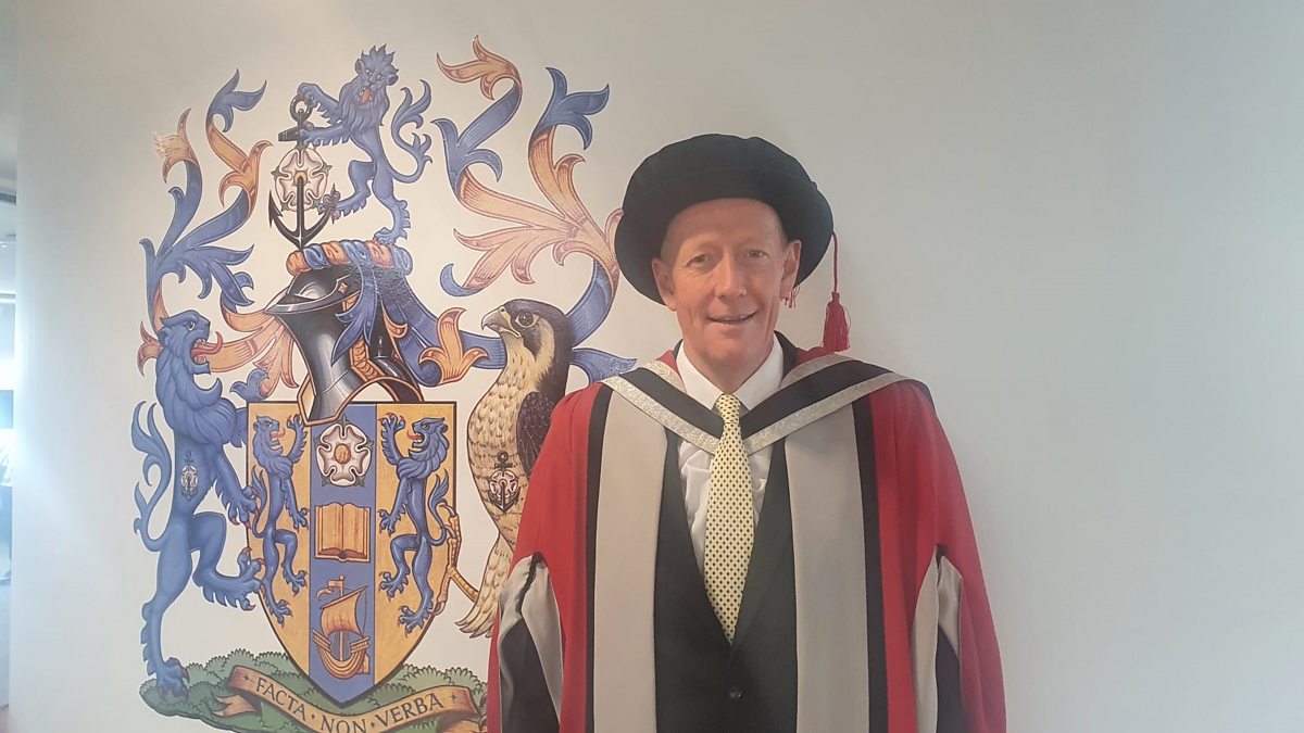 BBC Radio Tees - Gary Philipson, Steve Bagshaw CBE is receiving an ...