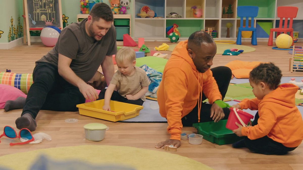 The Toddler Club - Series 2: 11. At the Beach - Signed - BBC iPlayer