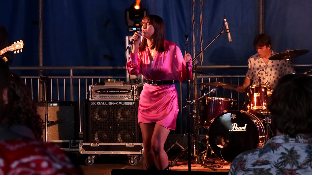 BBC Local Radio - BBC Introducing - Oxfordshire & Berkshire, Live at ...