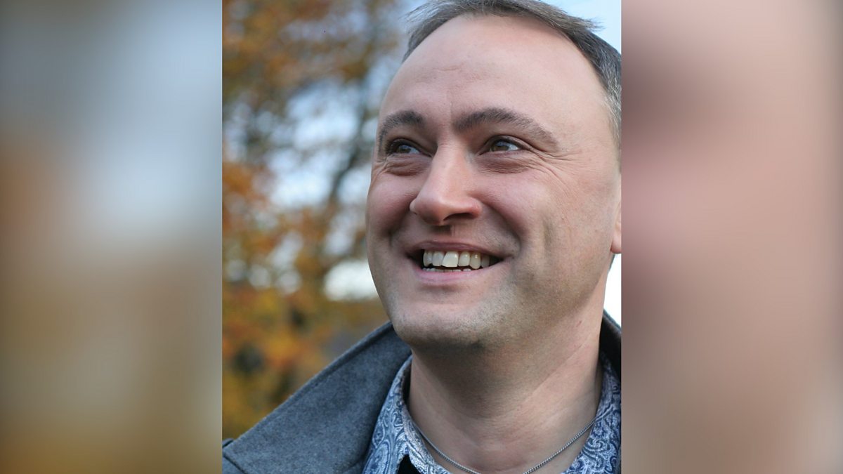 BBC Radio Cymru - Nos Wener Ffion Emyr, Kristoffer Hughes yn cyflwyno