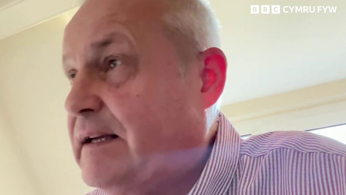 BBC Radio Cymru - Cymru Fyw, Pryderon Ysbyty Glan Clwyd