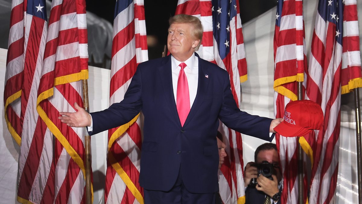 BBC World Service - Newsday, Was FBI raid on Donald Trump’s home a set-up?