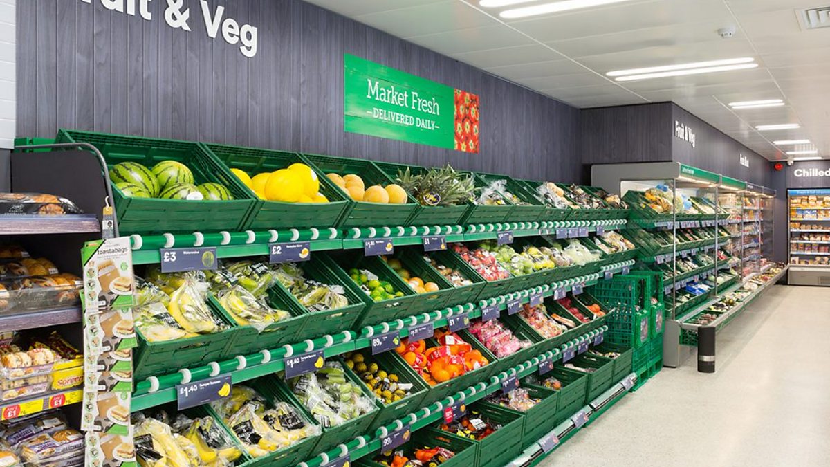 BBC Radio 4 - The World at One Highlights, Iceland boss: Loans for ...