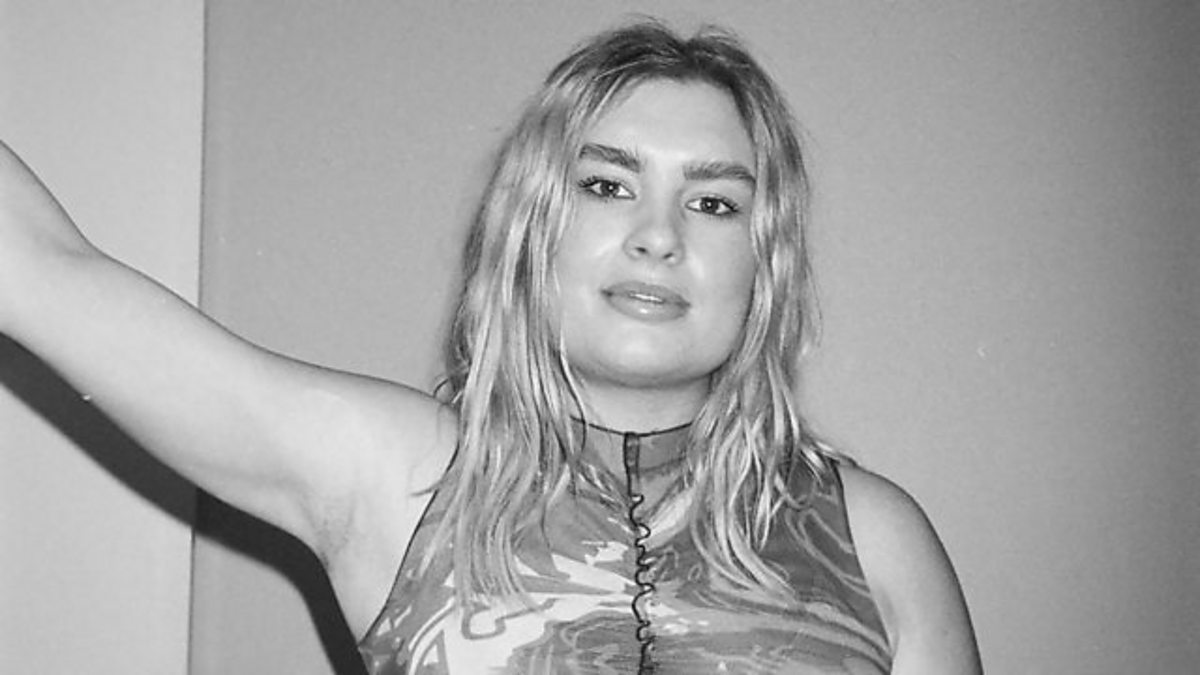 BBC Radio 4 - On Love and Heartbreak, Dr Orna Guralnik on heartbreak.