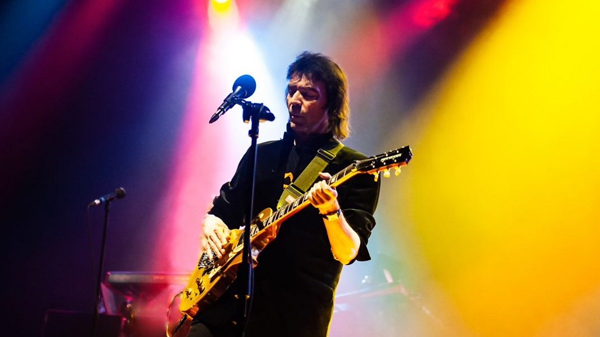 BBC Radio Devon - Pippa Quelch, 24/08/2022, Steve Hackett on 50 Years ...