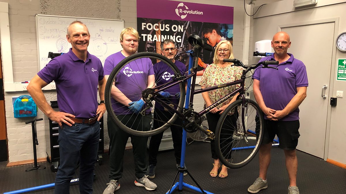 BBC Radio Humberside - Kofi Smiles, 24/08/2022, A Scunthorpe library ...