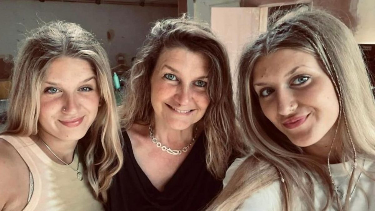 BBC Radio Gloucestershire - Anna King, Leaving the nest: Coping with ...
