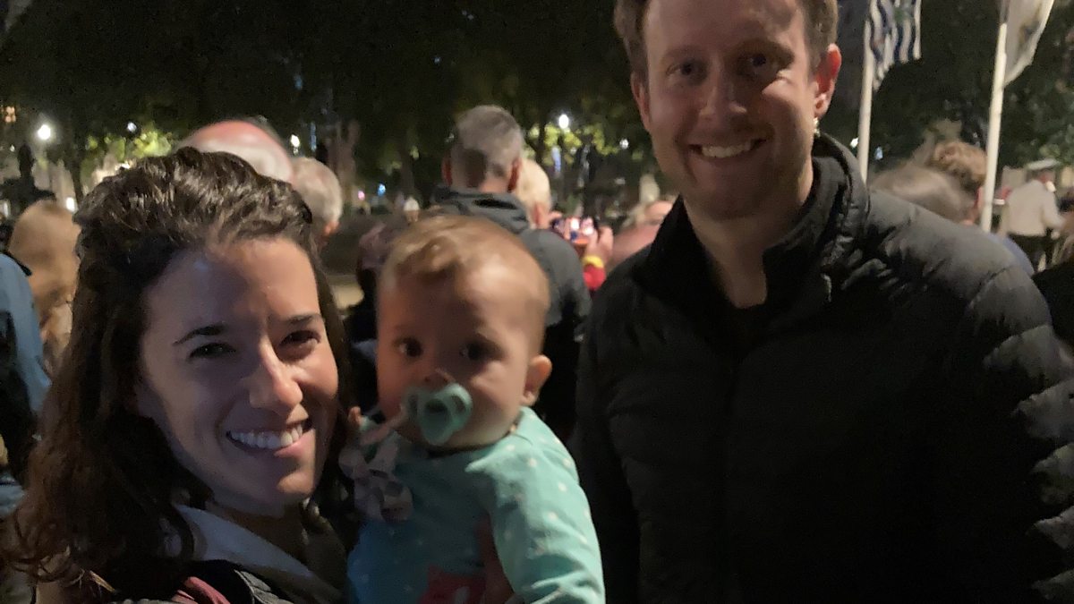 BBC Three Counties Radio - Andy Collins, News from the queue, Queuing ...