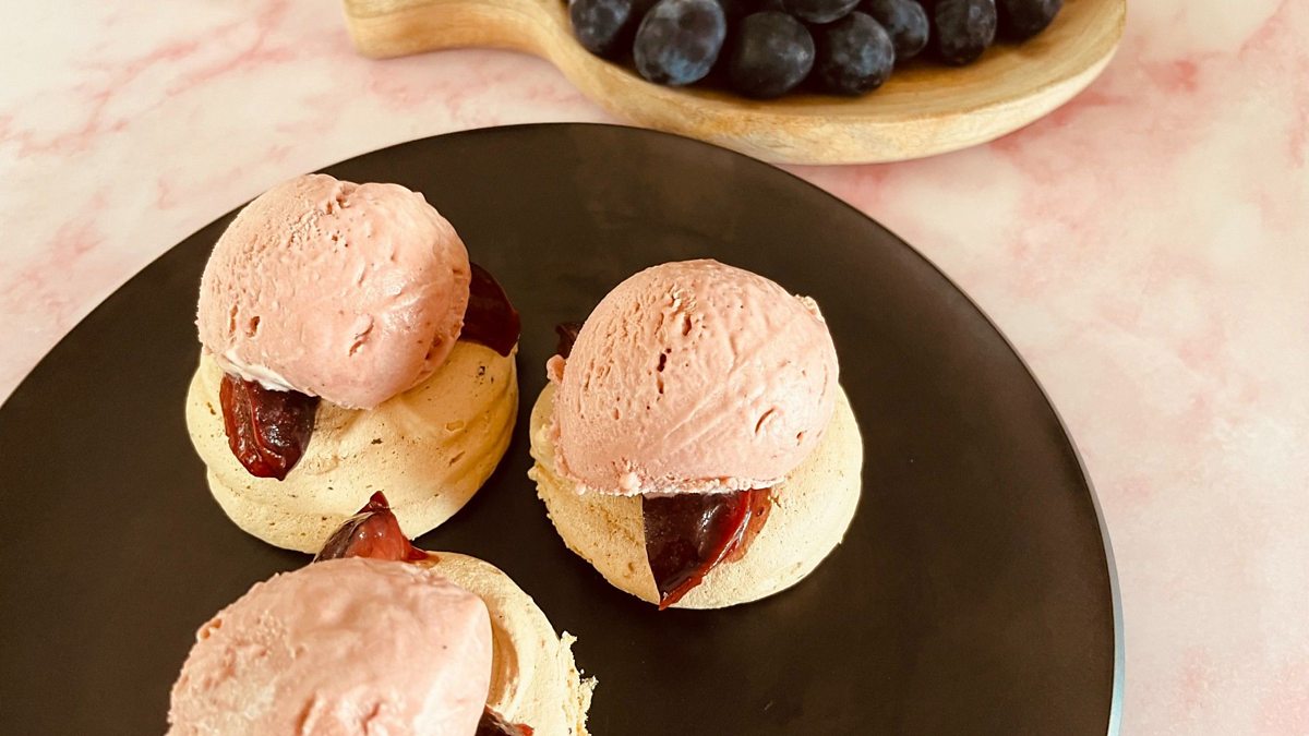 BBC - Damson Icecream with Brown Sugar Meringue and Spice Sugared Plums
