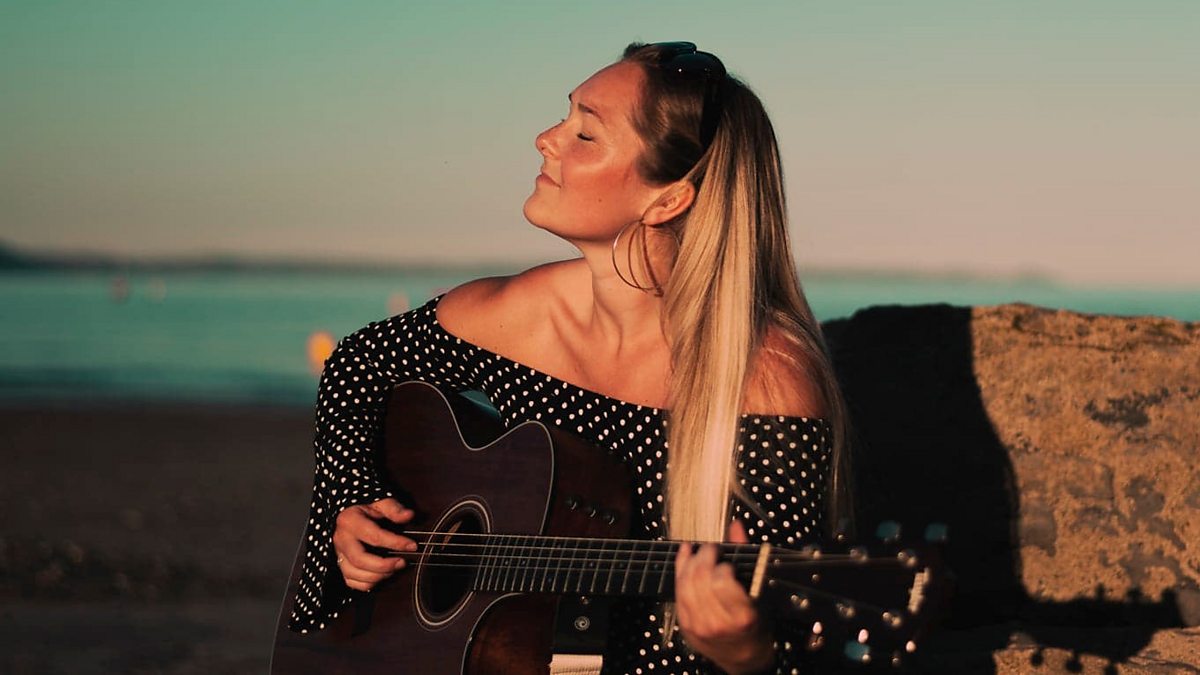 BBC Radio Cornwall - David White, 23/09/2022, Musician Charlie Harris ...