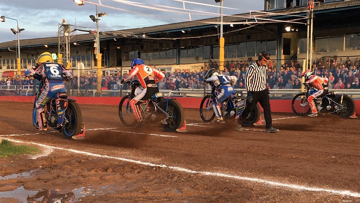 BBC Radio Wiltshire - Graham Rogers on BBC Radio Wiltshire, Swindon ...